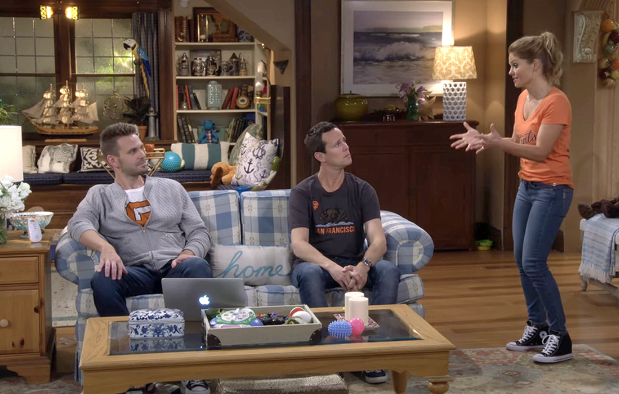 Outfits from Fuller House Season 1, Episode 10 – A Giant Leap - Cute ...
